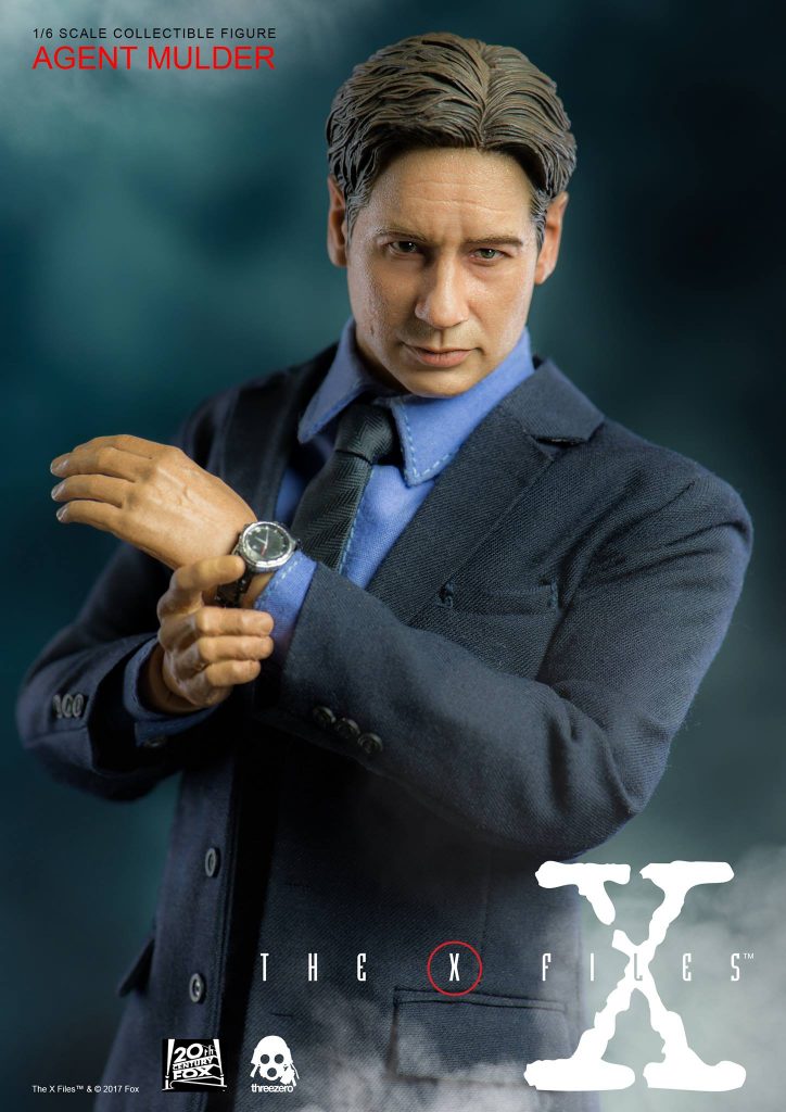 The X Files Mulder Sixth Scale Figure by ThreeZero | ActionFiguresDaily.com